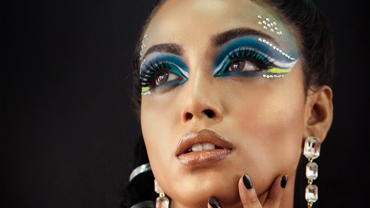 Femina cover girl makeup and hair competition behind the scenes - YouTube