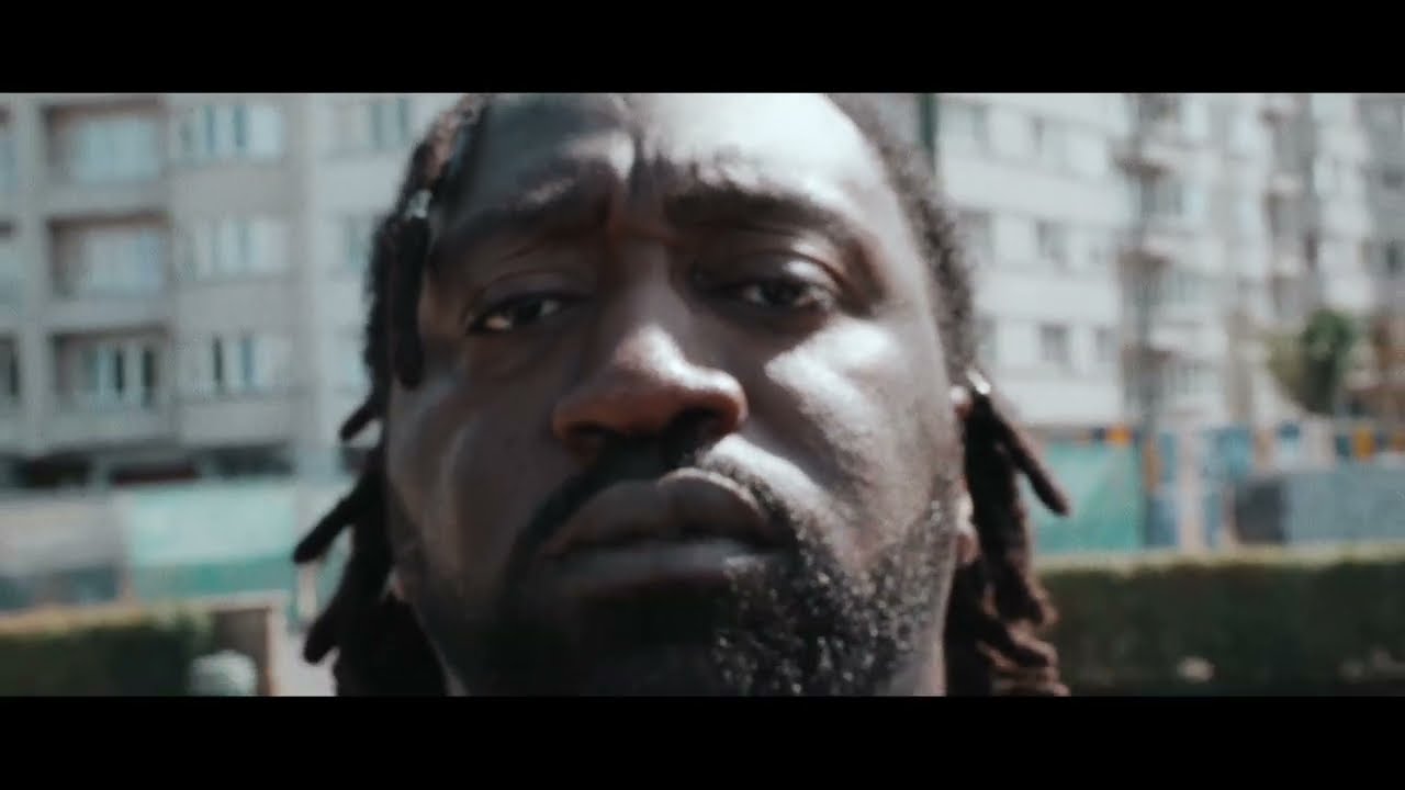 Treza - Locks et cagoulé (Clip Officiel) - YouTube