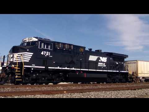 NS 255 @ CLYMERS, IN 11 16 23 NS 4721 - YouTube