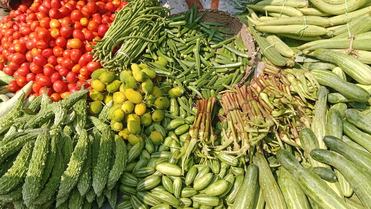 Hathazari bazaar | Chittagong Hathazari bazaar | varieties of ...