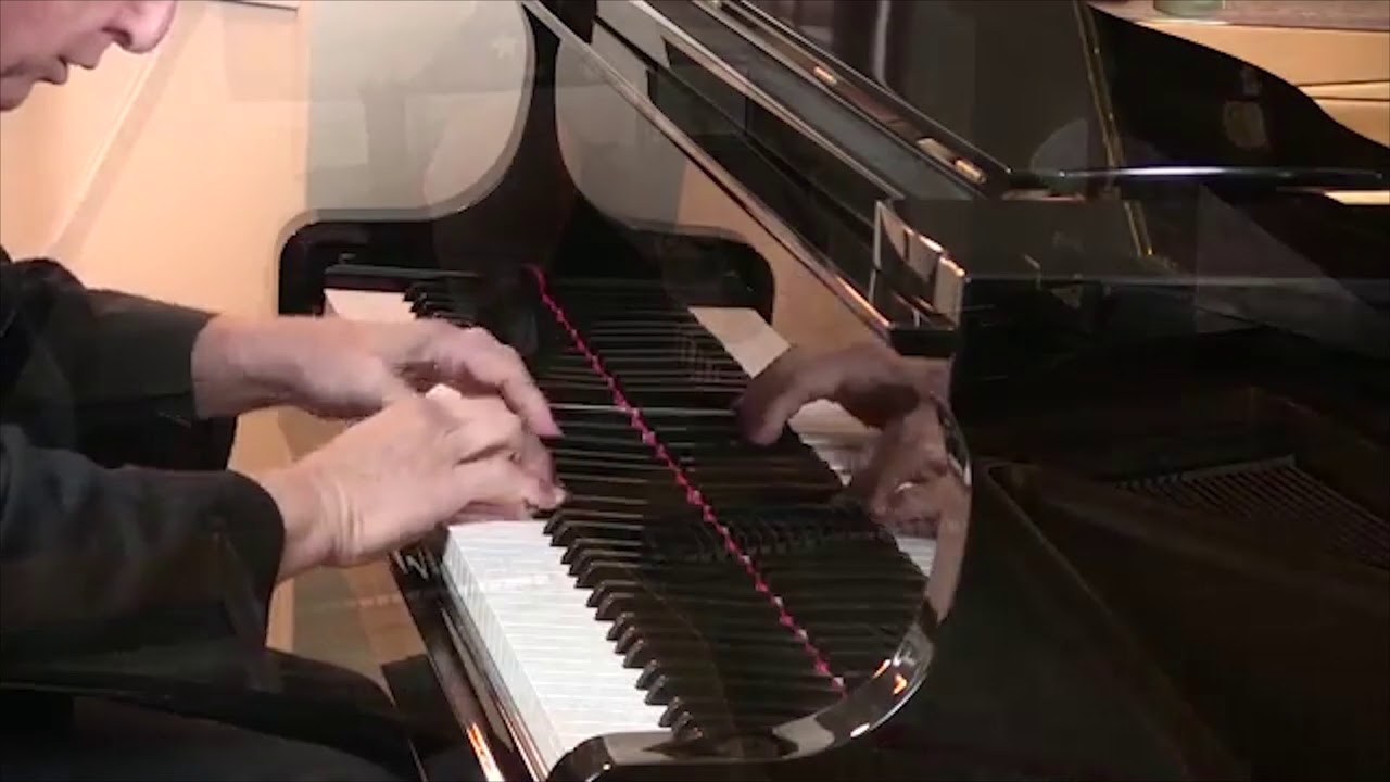 Sam Rotman en Concierto Solidario. Centro Vida Nueva - YouTube