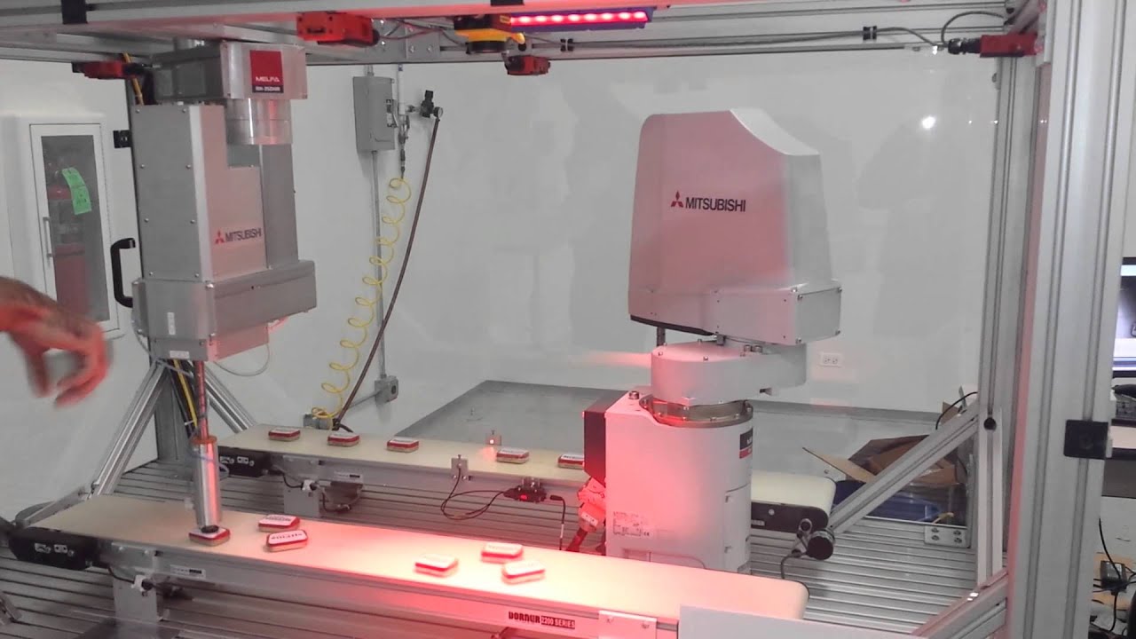 Cognex Vision and Mitsubishi Robot - YouTube