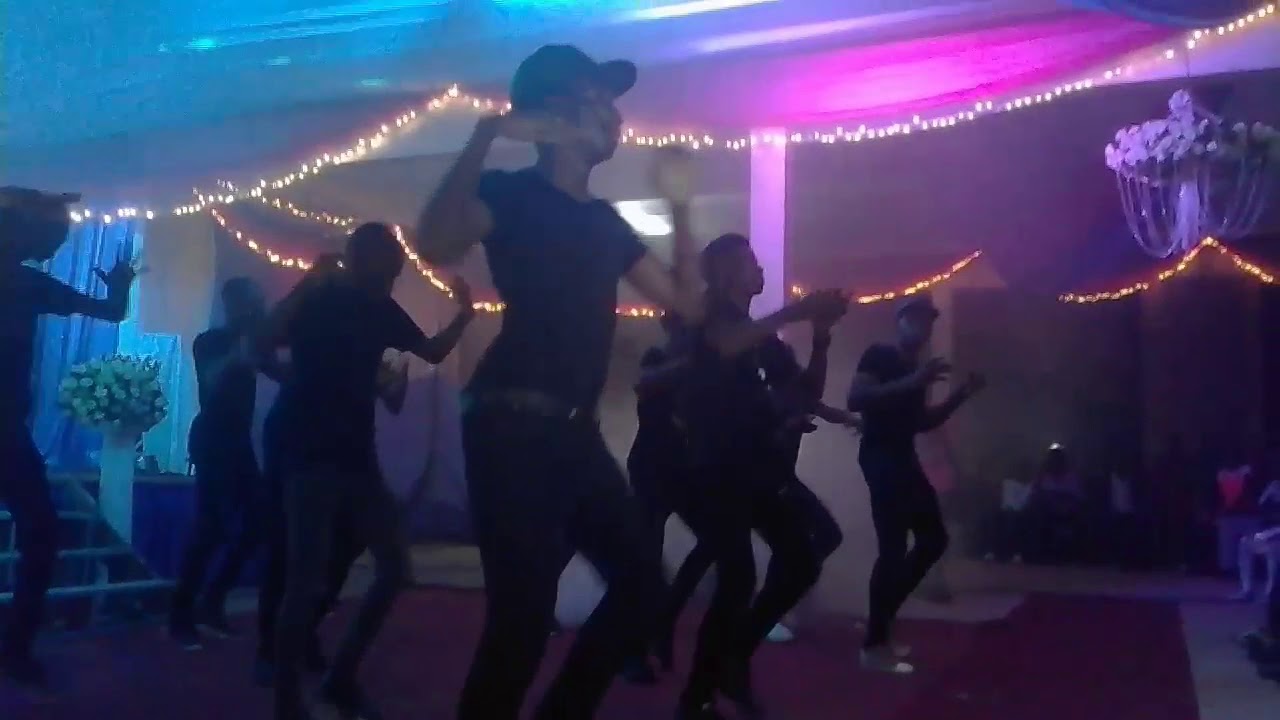 The key dancers - YouTube