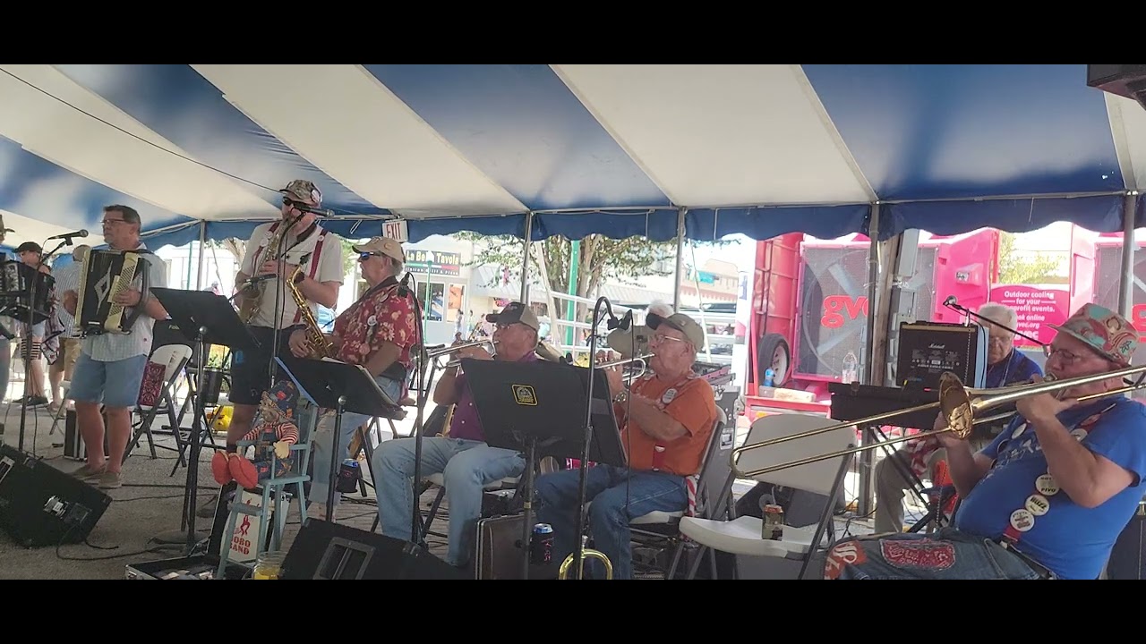 Red Bird Waltz. Shiner Hobo Band in Gonzales 19/6/24 - YouTube