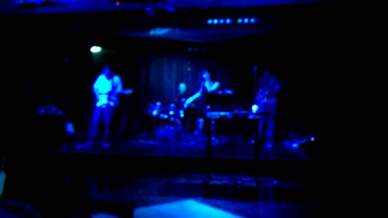 Under Easy @ The Cairo Bar in West Chicago - YouTube