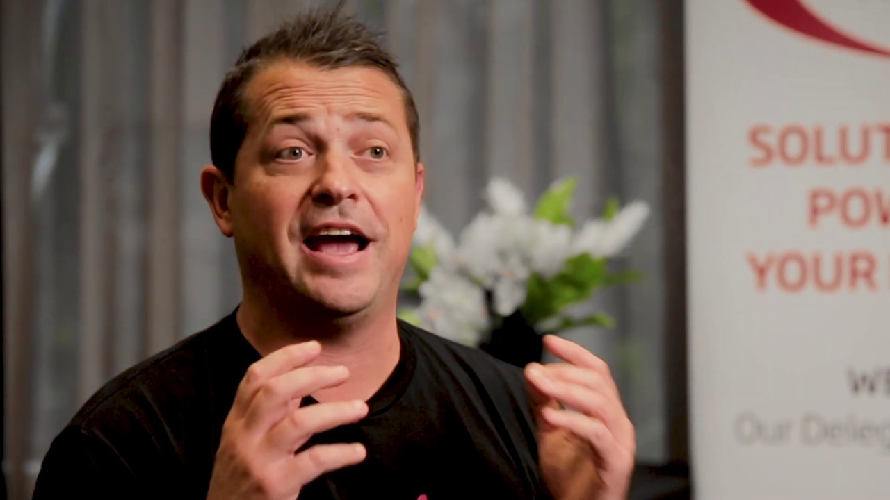 Simon Dennis chats about MYOB and First Class Accounts - YouTube