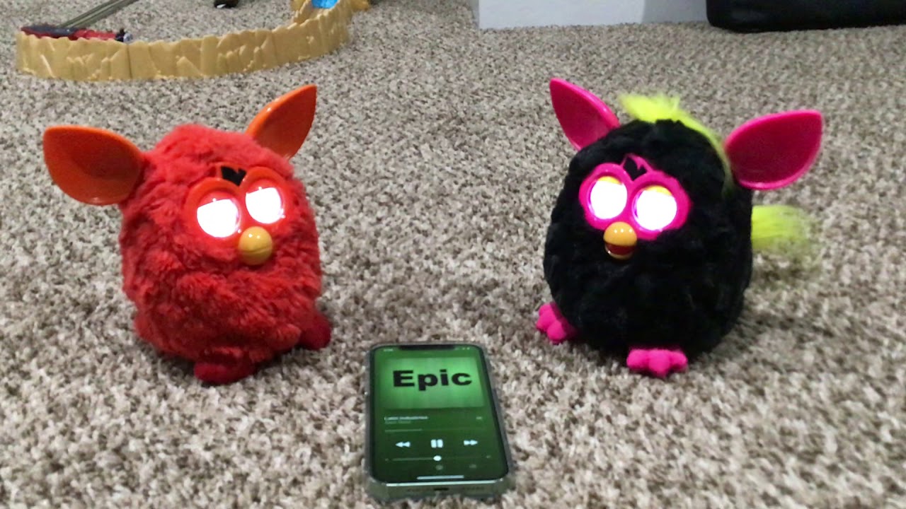 Furby Dance Off - Set 1 - YouTube