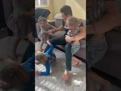 Daddy is a tickle monster