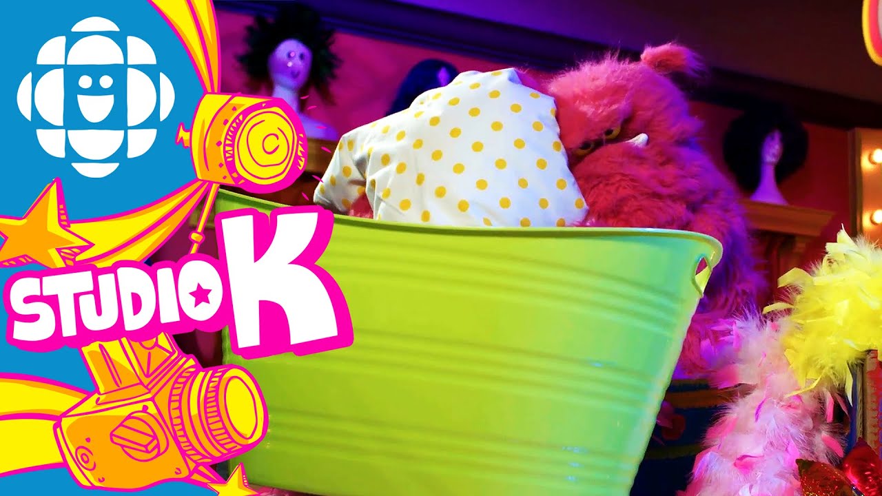 Magic Mashup Machine: Marshmallow vs Pillow | CBC Kids - YouTube