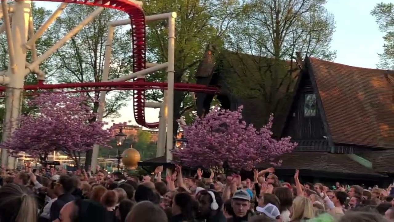 Markoolio - Sommar & Sol (clips) - YouTube