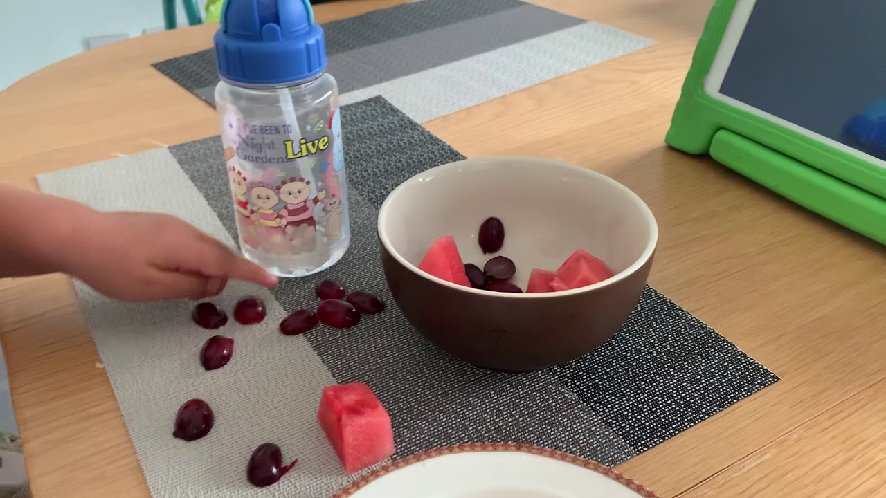 Evan’s fruit video : how to make a face using fruits - YouTube