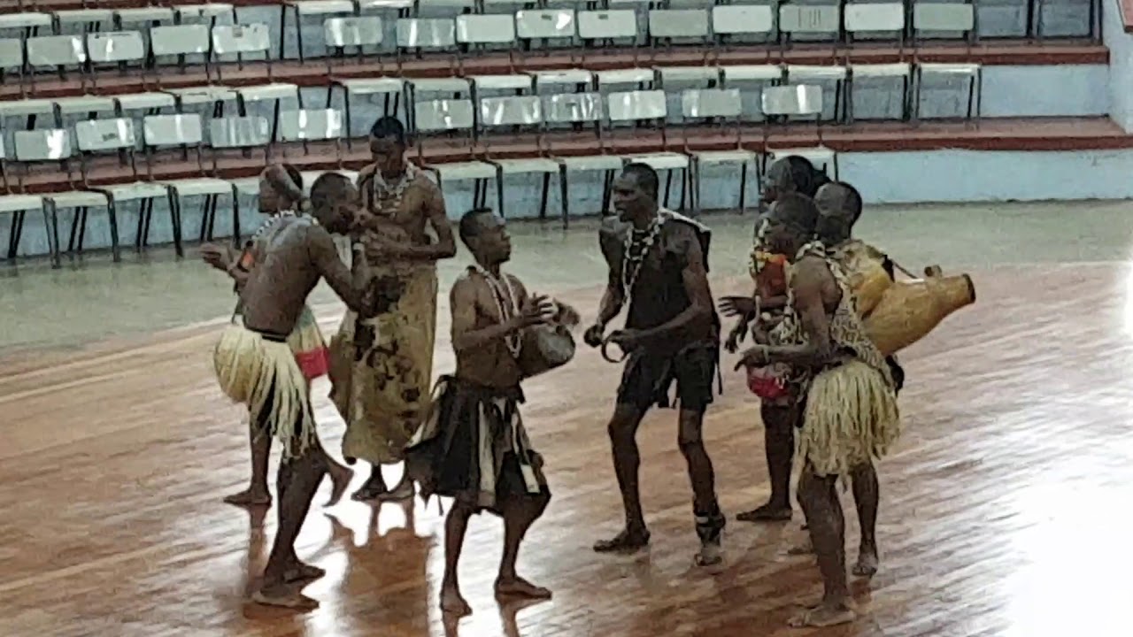 Luo Traditional Dancers, Kenya - YouTube