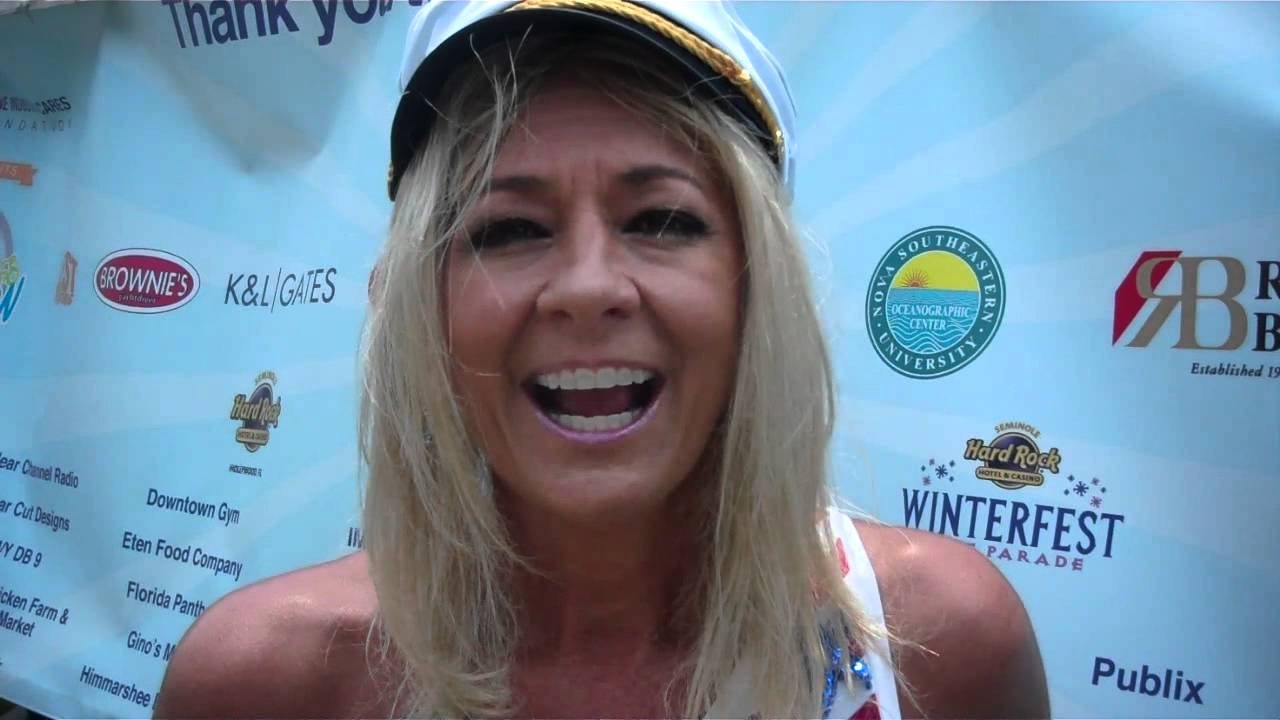 Lisa Scott-Founds, President Winterfest Boat Parade - YouTube