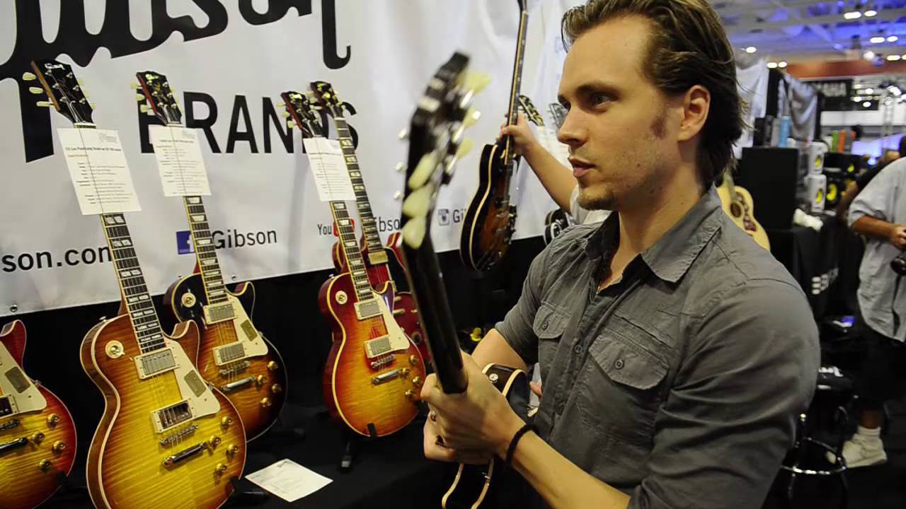 'Nashville' actor Jonathan Jackson checks out new guitars - YouTube