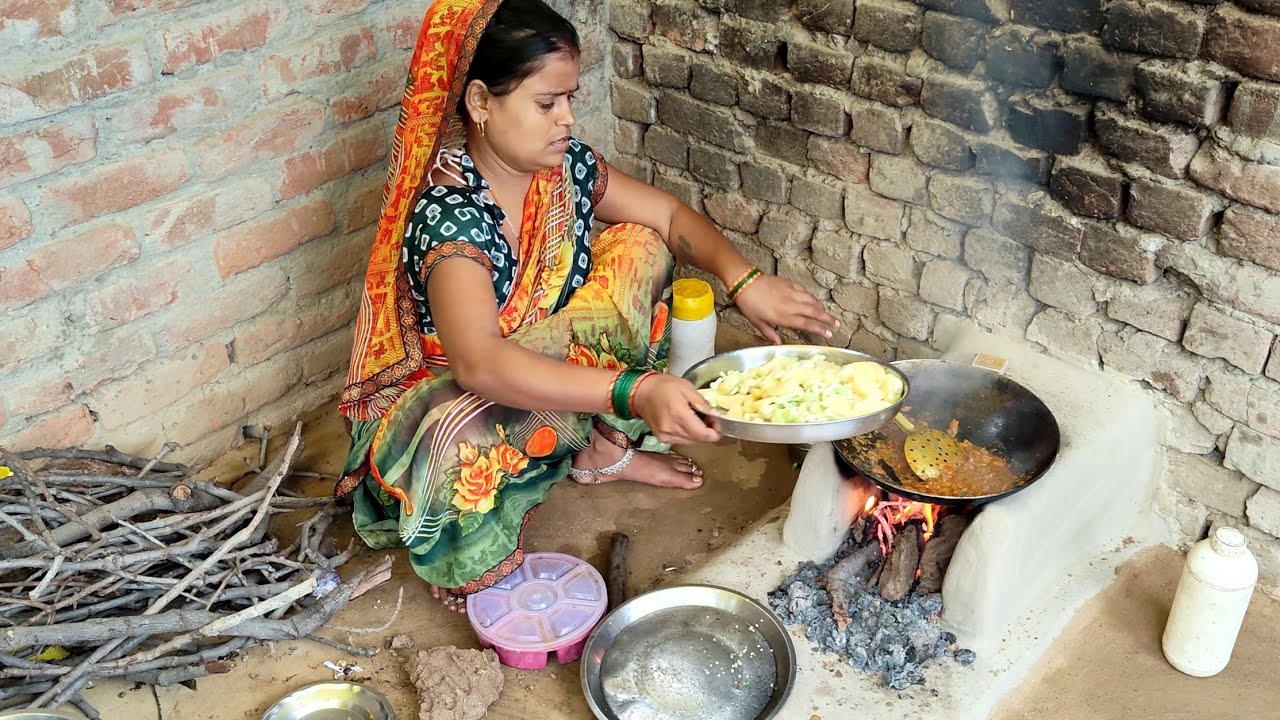 How village women work in their homes and live their lives in india ...