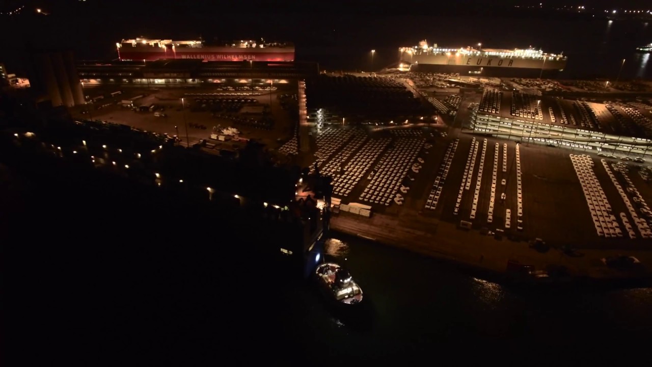 Southampton Water Dredging and Dock Gate 4 Night Phantom 3 Drone ...