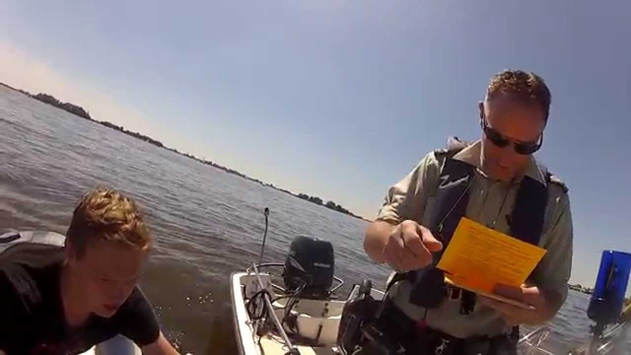 GoPro HD - POLICE CHASES OVERPOWERED RIB (EXCELLENT) @ LOOSDRECHT - YouTube