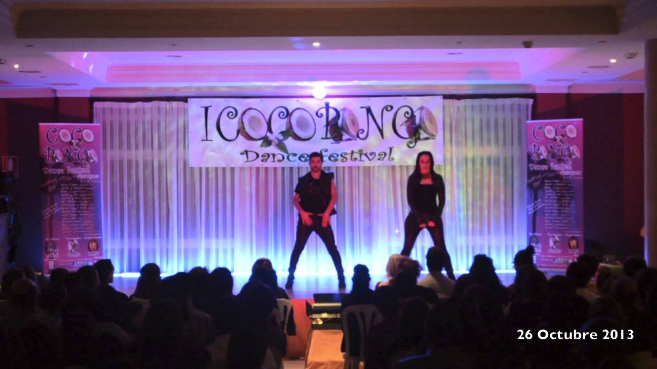 Show Funky Dance School - I Coco Bongo Dance Festival - YouTube