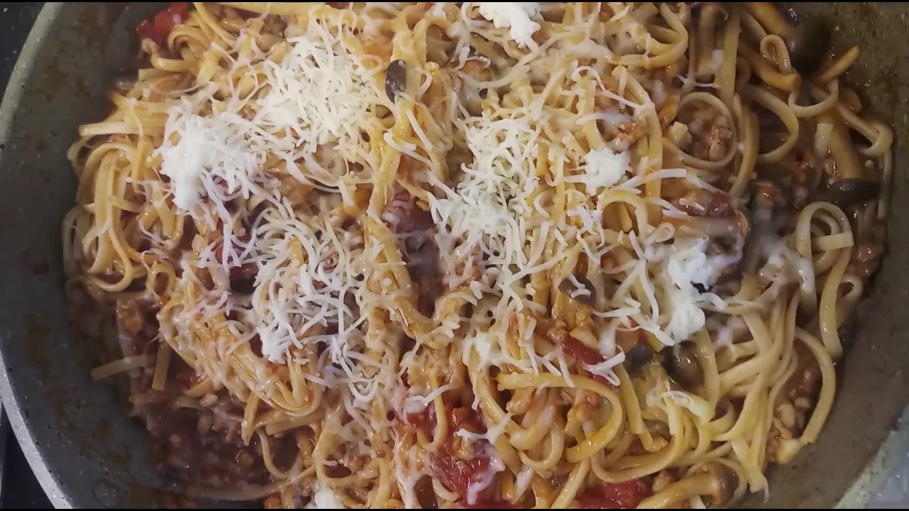 My own version of cooking spaghetti - YouTube