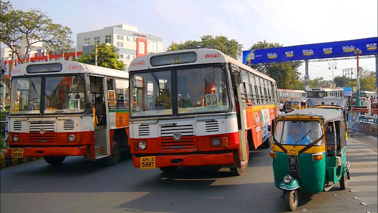 Buses in Chaotic Traffic in Vijayawada 2015 India 🇮🇳 - YouTube