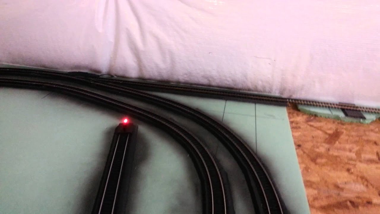 Ho model railroad weathering the track - YouTube