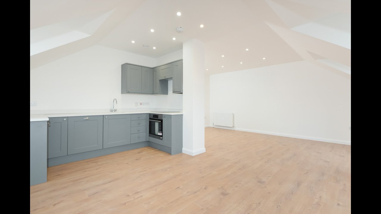 8 Calgarth House, Ashford - Video Tour - YouTube