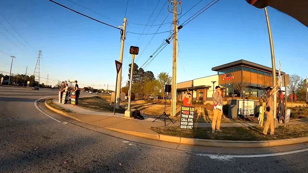 Church Outreach Street Corner Preaching & Sign Holding Evangelism ...