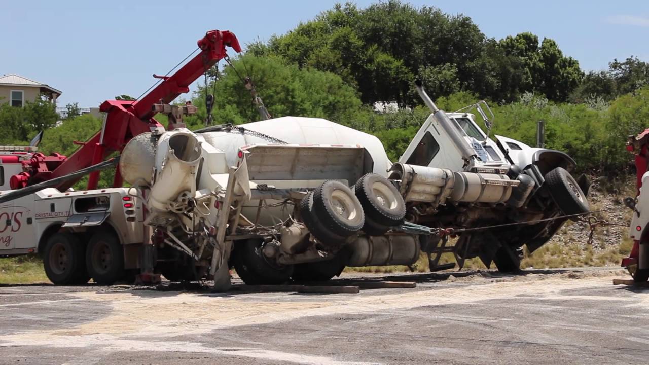 Cement truck accident-Uvalde - YouTube