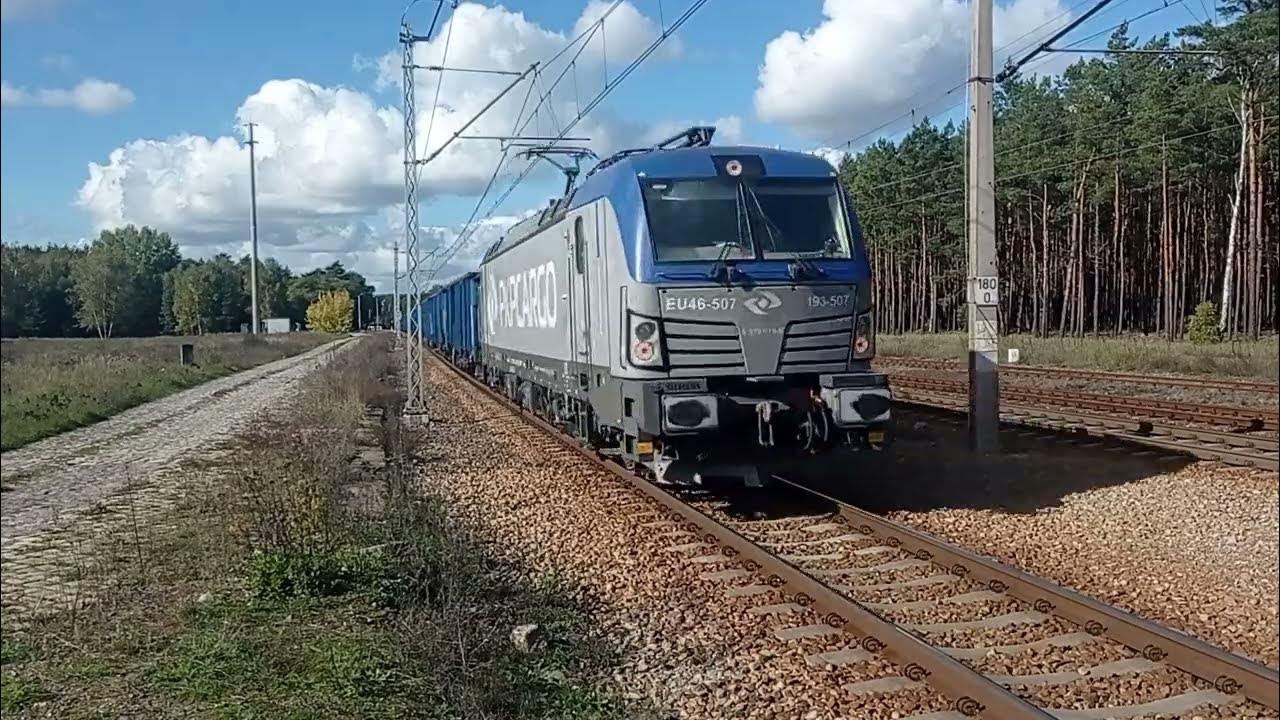 EU07-199 + EU07-180 z węglarkami i EU46-507 z węglarkami w stronę Czerwieńska + 3x RP1 | Radnica ...