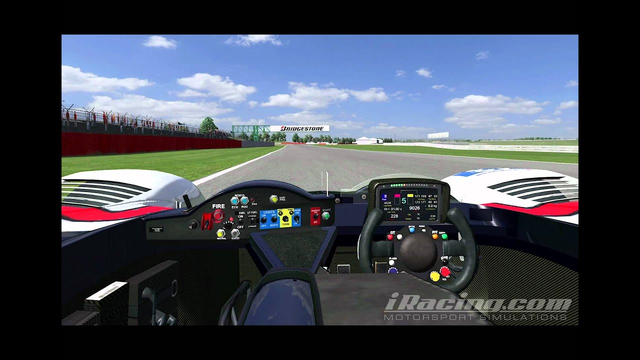 iRacing.com - HPD ARX-01c - Silverstone GP - YouTube