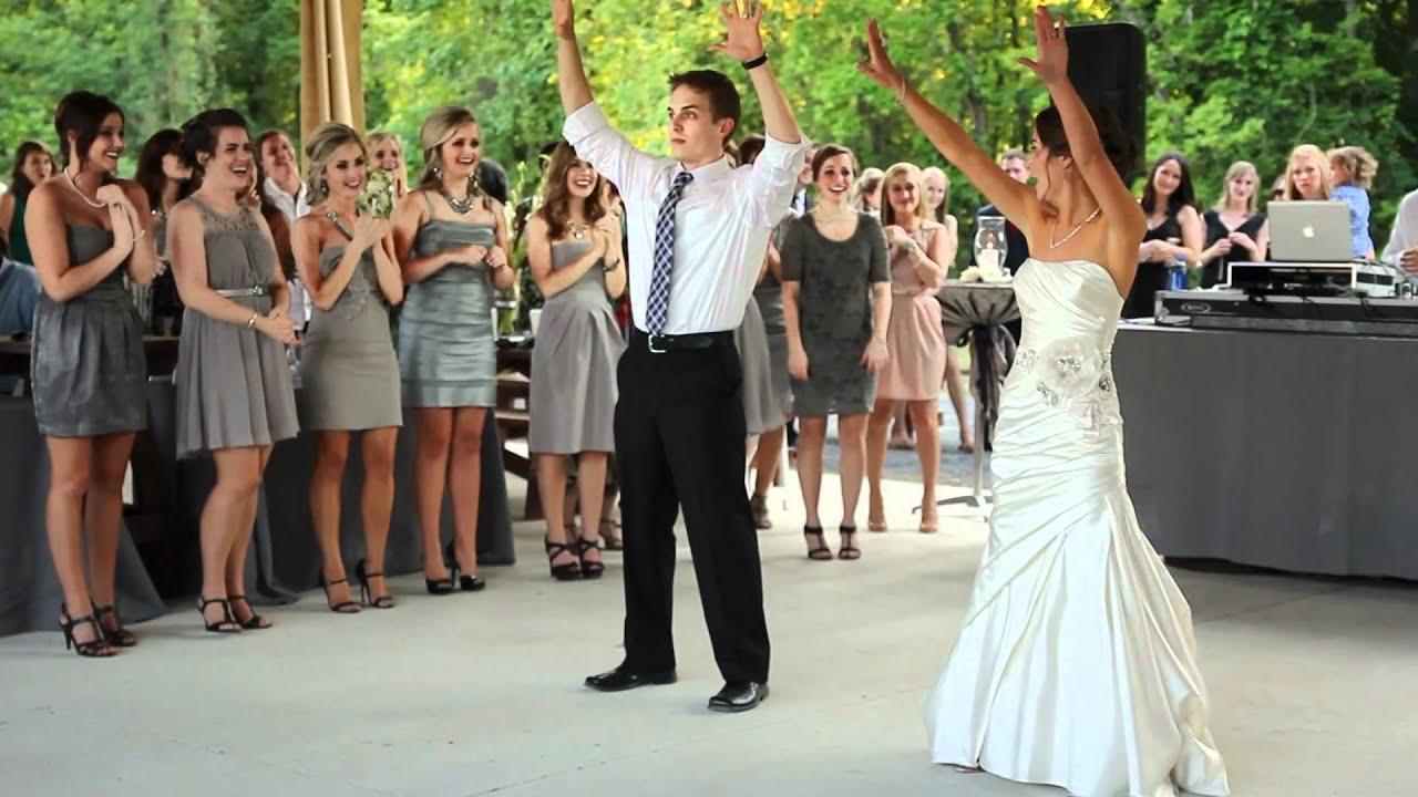 Matt and Jessica Stagg's Surprise First Dance - YouTube