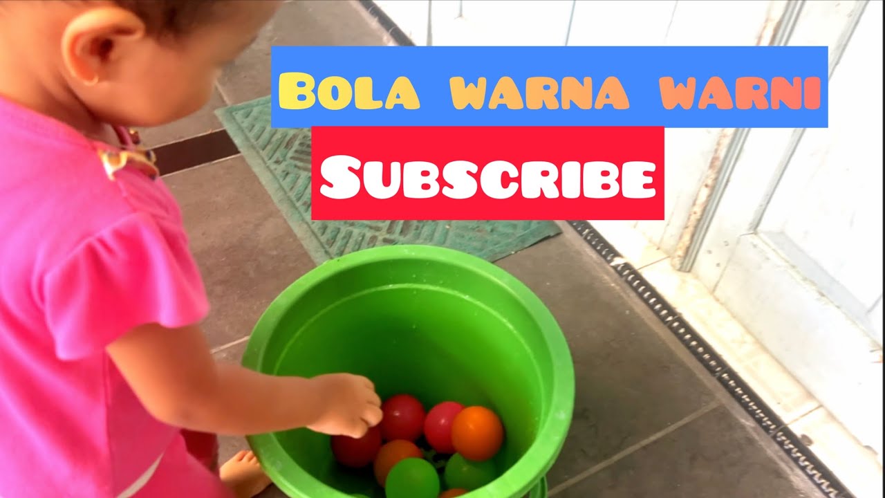Anak-anak Bermain Bola Warna-warni: Menyenangkan dengan Warna dan Bola ...