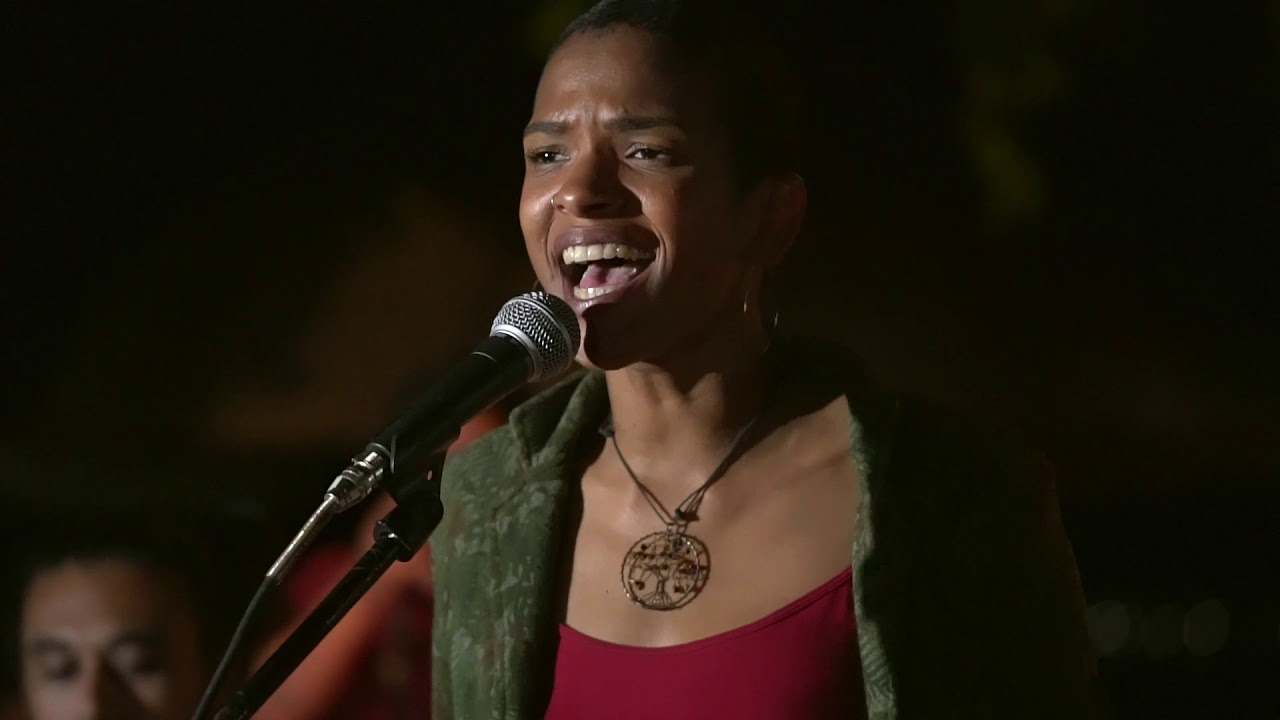 Eleven Pie dan lo ft Emlyn - YouTube