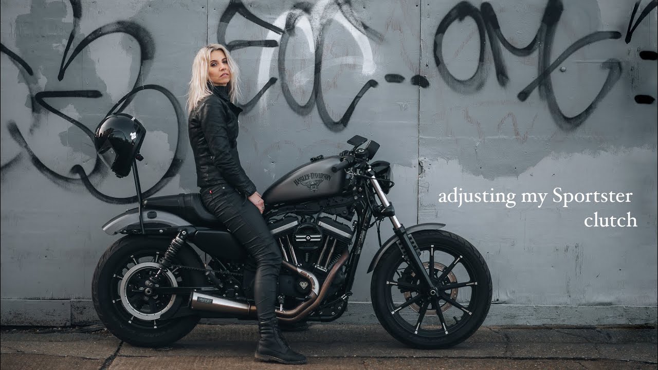 ADJUSTING MY SPORTSTER CLUTCH / HARLEY DAVIDSON / Tomboy a Bit - YouTube