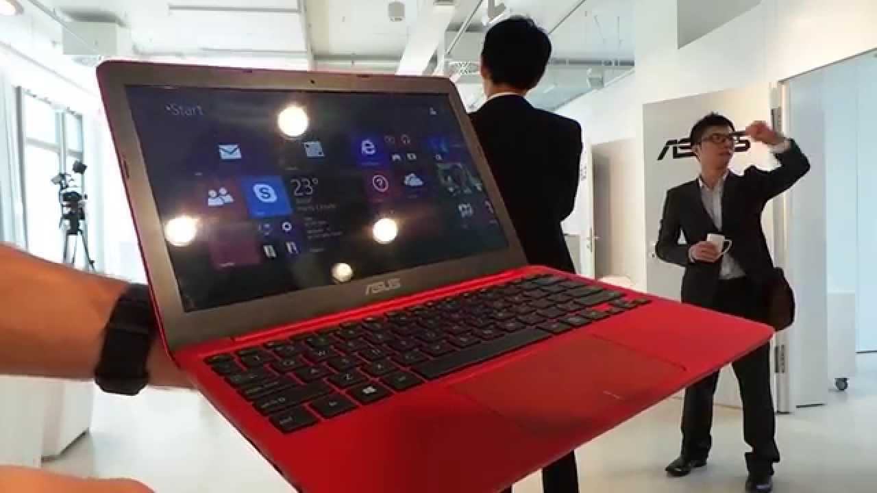 ASUS EeeBook X205 notebook bemutató videó - YouTube