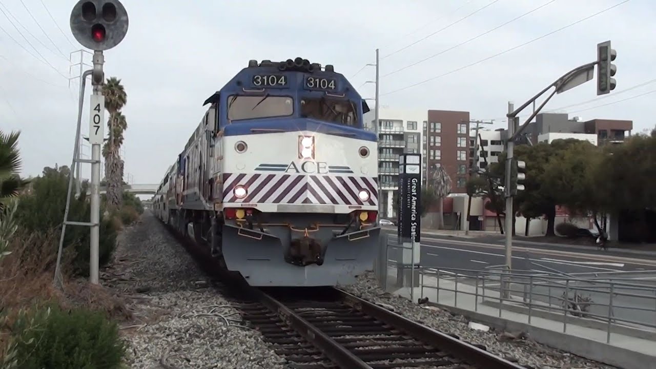ACEX 3104 Leads, 3105 Trails a Late ACE Train 7 West into Santa Clara, CA (Great America) 09/20 ...