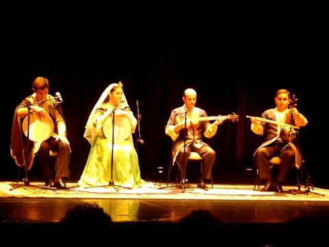 Babek Niftaliyev Küçələrə su səpmişəm (Brussels 2008)