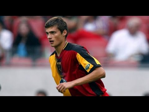 2003 2004 Beşiktaş Galatasaray FOVORİLER HER ZAMAN KAZANAMAZ