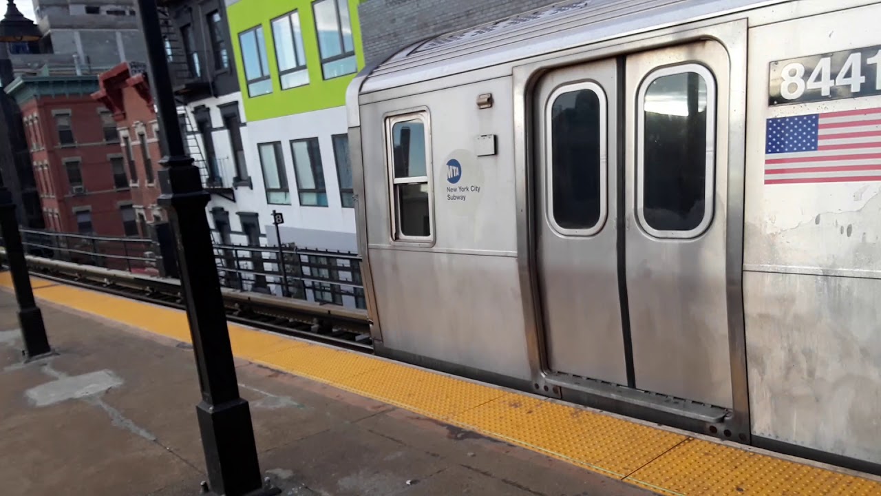 R32 J & R160A-1 M Local Trains @ Myrtle Avenue - YouTube