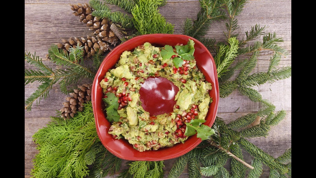 Holiday Potluck Ideas: Mulled Wine & Guacamole Wreath - YouTube