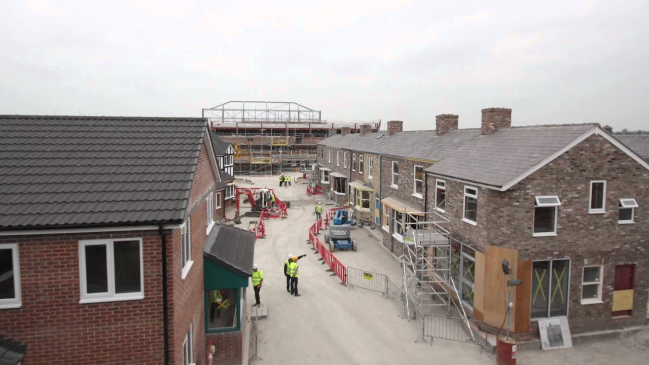 Coronation Street | A Moving Story | New Corrie Set | ITV - YouTube