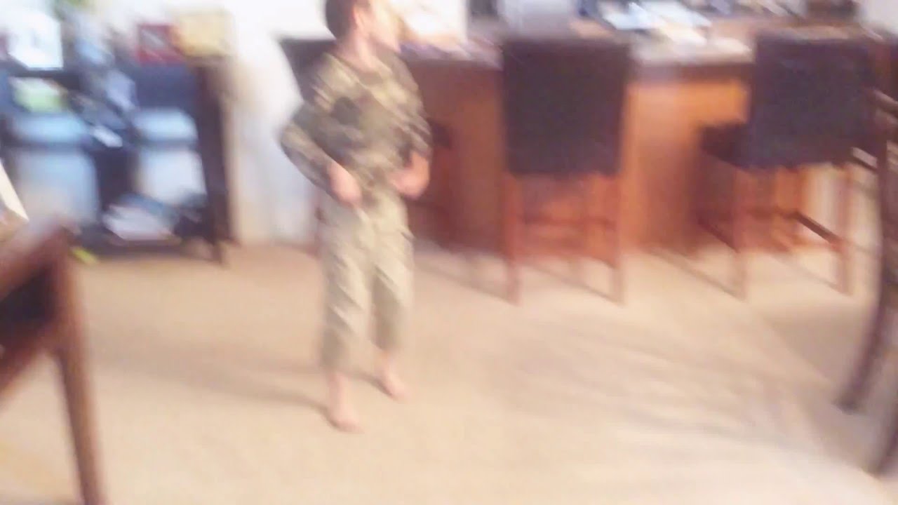 How to do a combat roll - YouTube