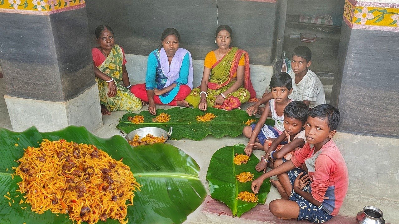 Chicken Chaumin Cooking By Village Tribe People | CHICKEN Chaumin ...