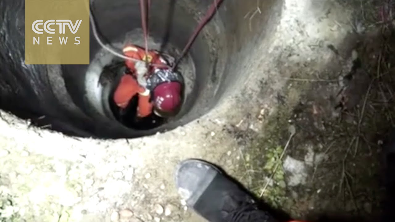 Old woman in eighties rescued from 30-meter-deep well - YouTube