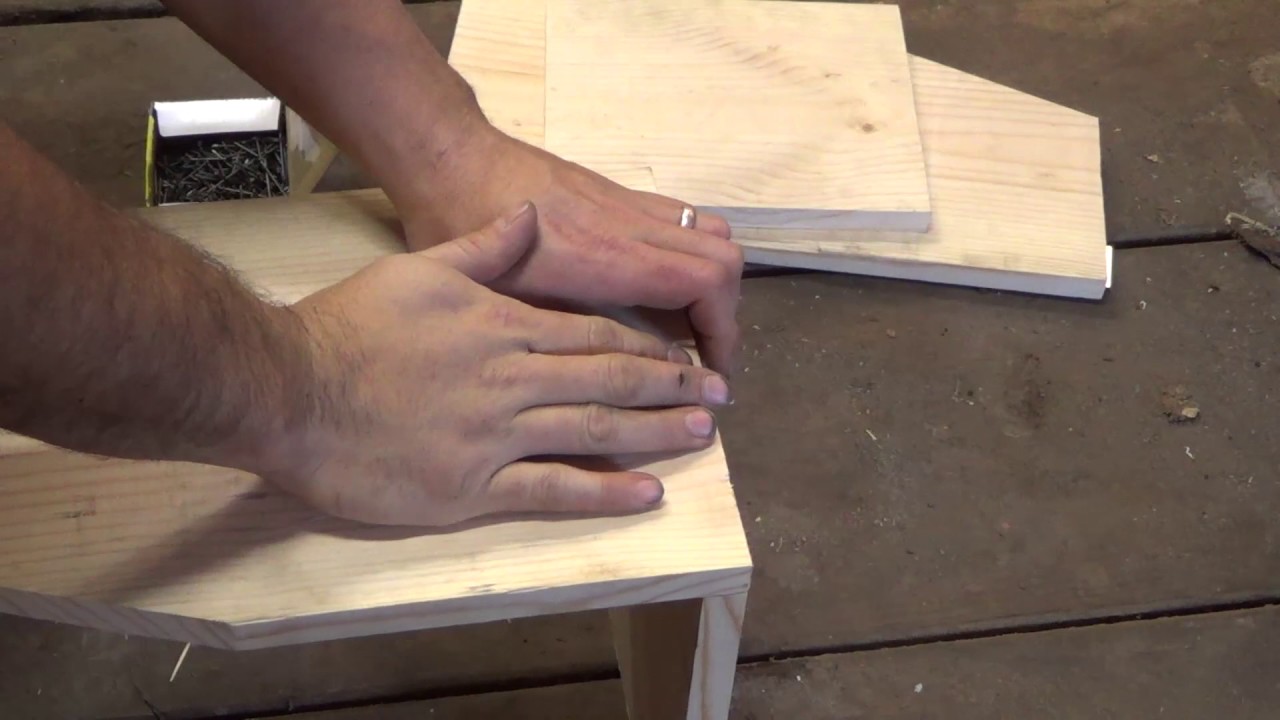 Building a Rabbit Nesting Box - YouTube