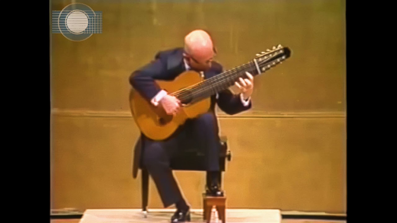 Narciso Yepes (10-string guitar) plays Regino Sainz de la Maza ...