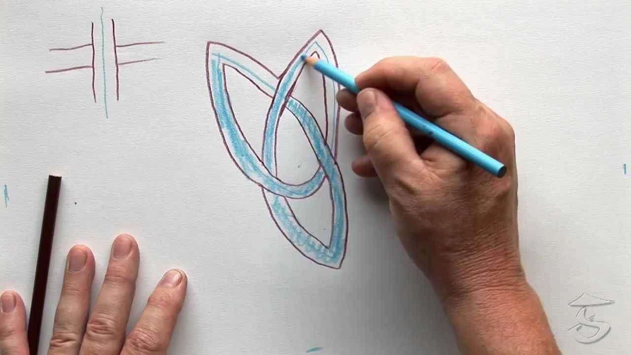 How To Draw A Triquetra Knot - YouTube