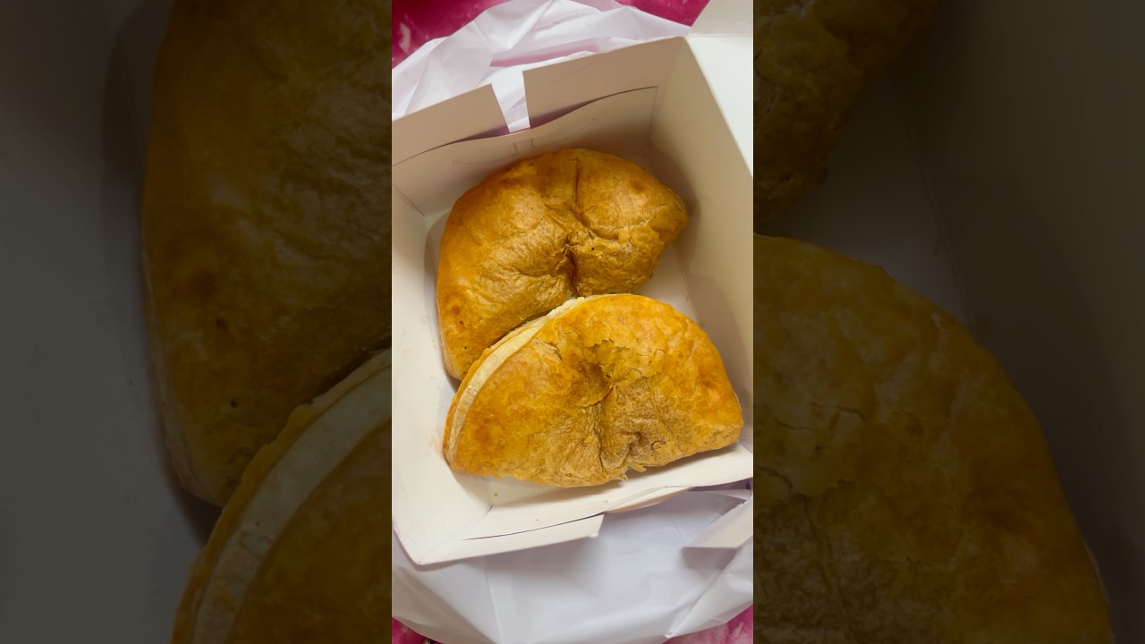 Samnei exam start hocche🫠 #minivlog #anushkaamondal #yshorts # ...