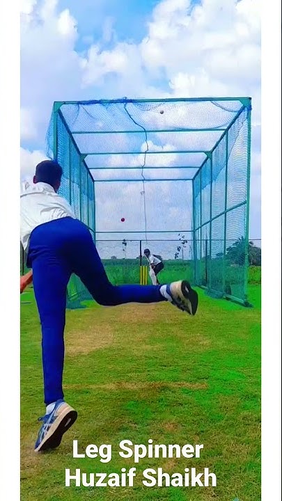 Leg spin bowling by Huzaif Shaikh - YouTube