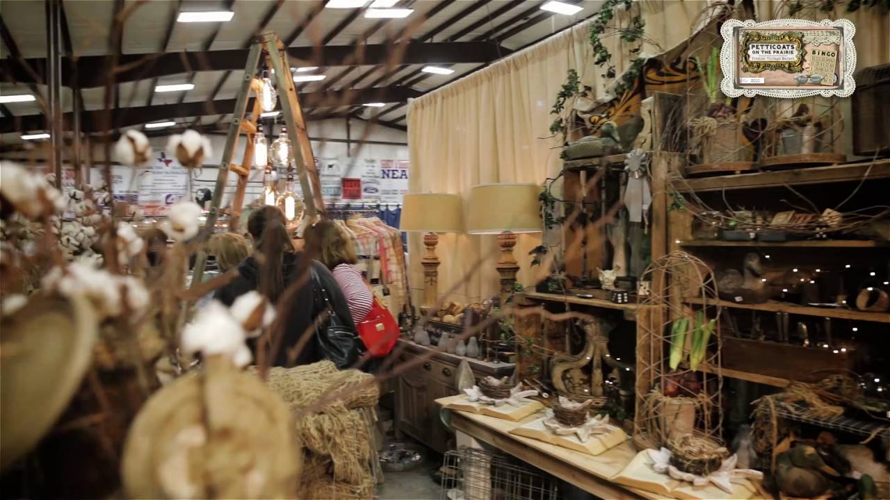 Petticoats on the Prairie Vintage Market - YouTube